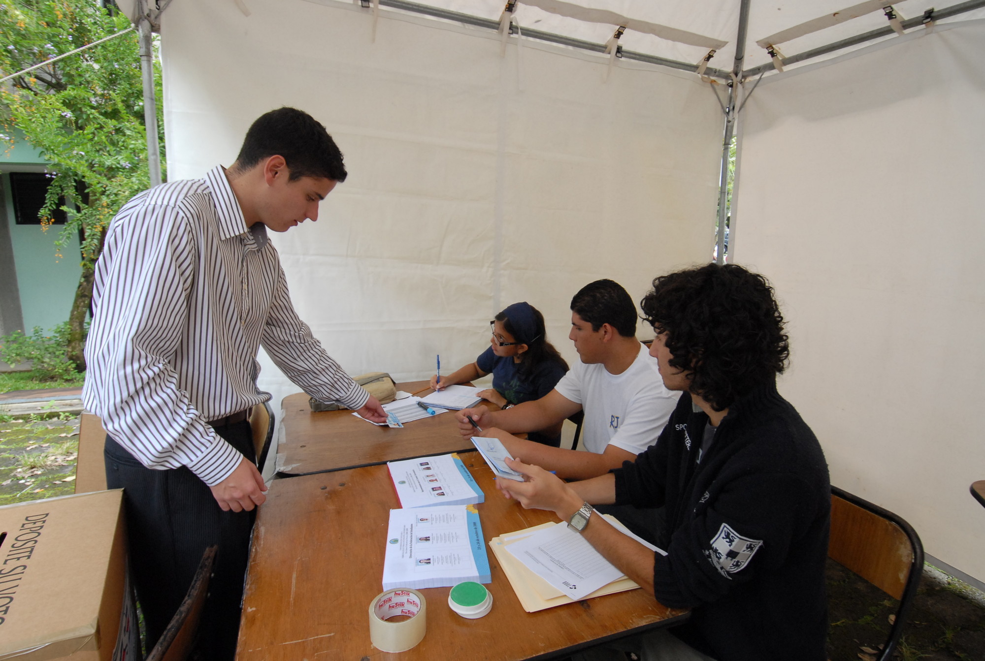 En Consulta Modificación Al Reglamento De Becas Y Nuevo Reglamento De